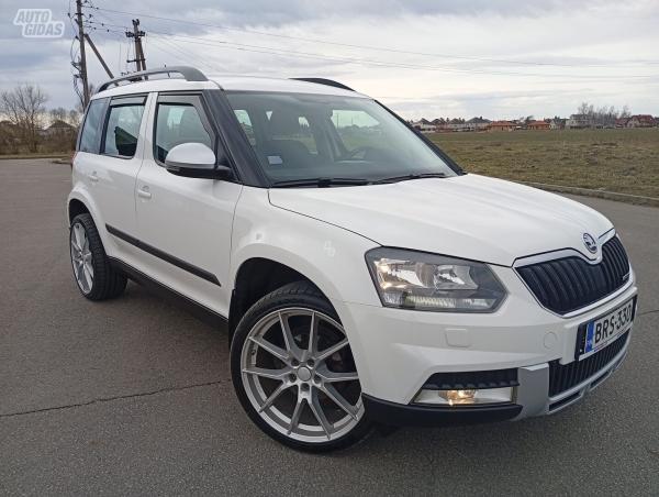 White Skoda Yeti 2014 in Vilnius, with an engine capacity of 1.60 L and mileage of 307 thousand km for 6700 €, photo 3 on AUTOMOTO.COM.LV