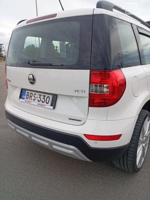 White Skoda Yeti 2014 in Vilnius, with an engine capacity of 1.60 L and mileage of 307 thousand km for 6700 €, photo 13 on AUTOMOTO.COM.LV