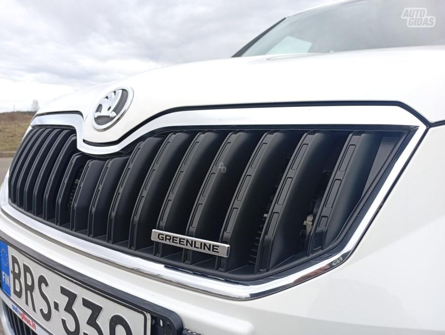 White Skoda Yeti 2014 in Vilnius, with an engine capacity of 1.60 L and mileage of 307 thousand km for 6700 €, photo 16 on AUTOMOTO.COM.LV
