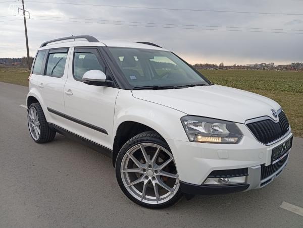 White Skoda Yeti 2014 in Vilnius, with an engine capacity of 1.60 L and mileage of 307 thousand km for 6700 €, photo 3 on AUTOMOTO.COM.LV