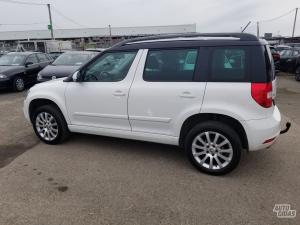 White Skoda Yeti 2014 in Kaunas, with an engine capacity of 2.00 L and mileage of 344 thousand km for 5250 €, photo 9 on AUTOMOTO.COM.LV