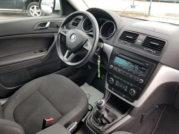 Balts Skoda Yeti 2014 Kauņa, ar dzinēja tilpumu 2.00 L un nobraukumu 344 tūkst. km par 5250 €, foto 10 vietnē AUTOMOTO.COM.LV