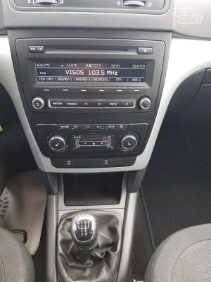 Balts Skoda Yeti 2014 Kauņa, ar dzinēja tilpumu 2.00 L un nobraukumu 344 tūkst. km par 4999 €, foto 14 vietnē AUTOMOTO.COM.LV