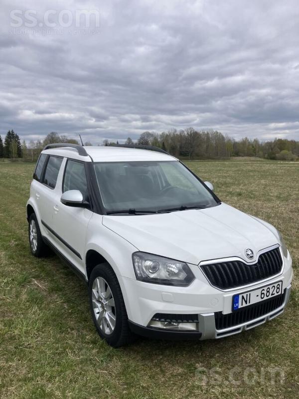 White Skoda Yeti 2014 in Preili, with an engine capacity of 2.00 L and mileage of 285 thousand km for 6500 €, photo 1 on AUTOMOTO.COM.LV