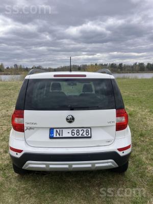 Balts Skoda Yeti 2014 Preiļi, ar dzinēja tilpumu 2.00 L un nobraukumu 285 tūkst. km par 6500 €, foto 10 vietnē AUTOMOTO.COM.LV