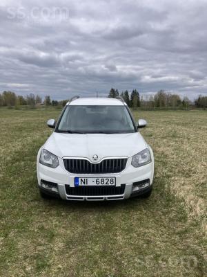 Balts Skoda Yeti 2014 Preiļi, ar dzinēja tilpumu 2.00 L un nobraukumu 285 tūkst. km par 6500 €, foto 13 vietnē AUTOMOTO.COM.LV