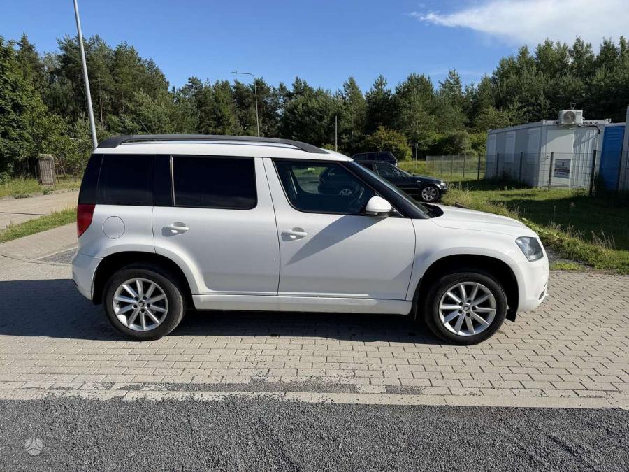 Balts Skoda Yeti 2014 Viļņa, ar dzinēja tilpumu 1.60 L un nobraukumu 258 tūkst. km par 5850 €, foto 5 vietnē AUTOMOTO.COM.LV