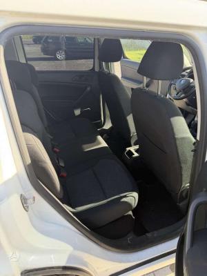 Balts Skoda Yeti 2014 Viļņa, ar dzinēja tilpumu 1.60 L un nobraukumu 258 tūkst. km par 5850 €, foto 15 vietnē AUTOMOTO.COM.LV