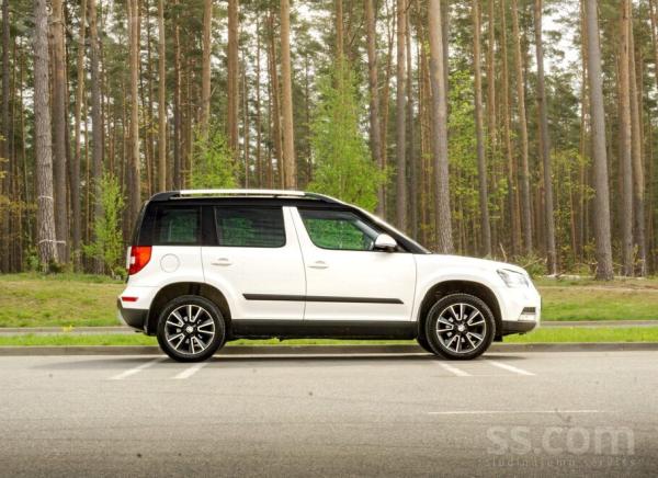 Skoda Yeti 2014 in Riga on AUTOMOTO.COM.LV White Skoda Yeti 2014 in Riga, with an engine capacity of 1.40 L and mileage of 162 thousand km for 5590 €, photo 9 on AUTOMOTO.COM.LV