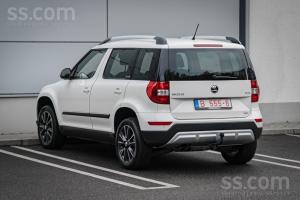 White Skoda Yeti 2015 in Riga, with an engine capacity of 2.00 L and mileage of 0 thousand km for 11950 €, photo 6 on AUTOMOTO.COM.LV