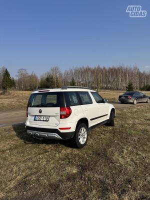 White Skoda Yeti 2015 in Alytus, with an engine capacity of 2.00 L and mileage of 215 thousand km for 6050 €, photo 5 on AUTOMOTO.COM.LV