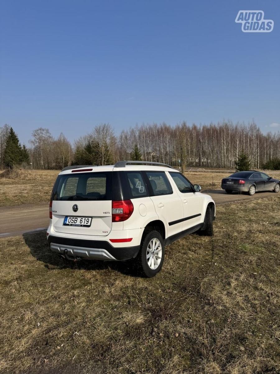 White Skoda Yeti 2015 in Alytus, with an engine capacity of 2.00 L and mileage of 215 thousand km for 6050 €, photo 5 on AUTOMOTO.COM.LV