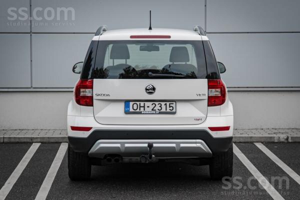 White Skoda Yeti 2015 in Riga, with an engine capacity of 2.00 L and mileage of 195 thousand km for 11150 €, photo 6 on AUTOMOTO.COM.LV