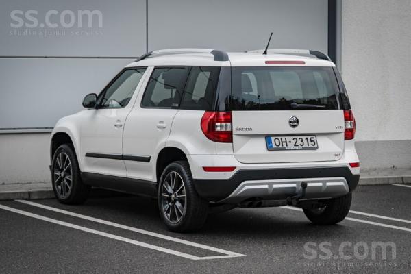 White Skoda Yeti 2015 in Riga, with an engine capacity of 2.00 L and mileage of 195 thousand km for 11150 €, photo 7 on AUTOMOTO.COM.LV