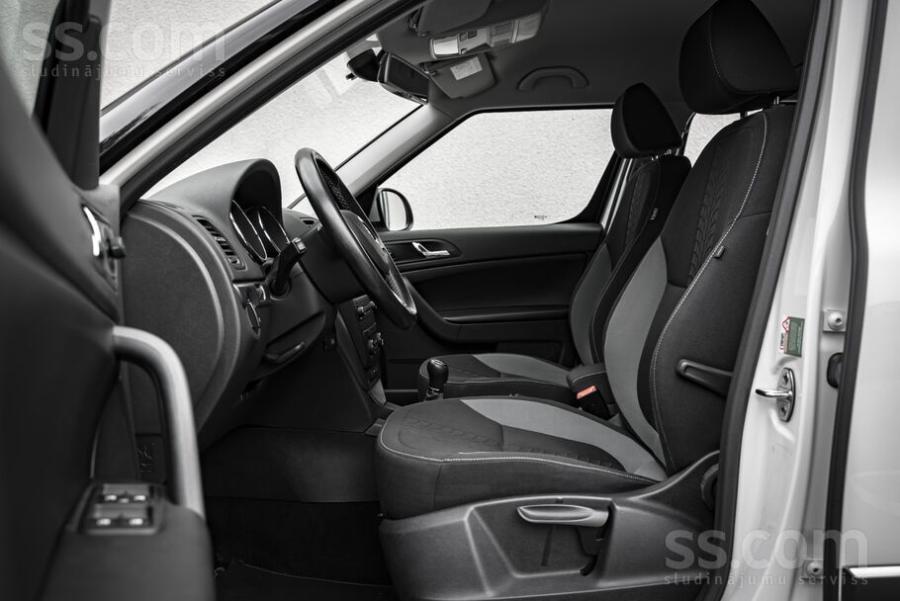 Balts Skoda Yeti 2015 Rīga, ar dzinēja tilpumu 2.00 L un nobraukumu 196 tūkst. km par 10700 €, foto 11 vietnē AUTOMOTO.COM.LV