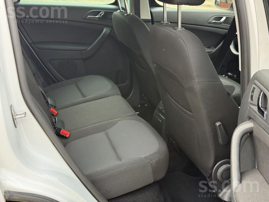 Balts Skoda Yeti 2016 Rīga, ar dzinēja tilpumu 1.40 L un nobraukumu 131 tūkst. km par 7950 €, foto 13 vietnē AUTOMOTO.COM.LV