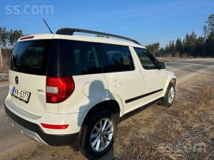 White Skoda Yeti 2016 in Madona, with an engine capacity of 2.00 L and mileage of 218 thousand km for 6600 €, photo 4 on AUTOMOTO.COM.LV