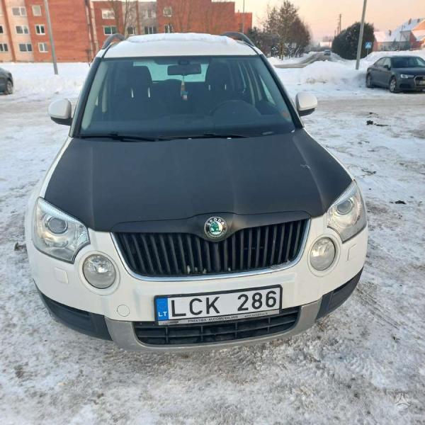 Balts Skoda Yeti 2011 Kauņa, ar dzinēja tilpumu 1.20 L un nobraukumu 190 tūkst. km par 3850 €, foto 2 vietnē AUTOMOTO.COM.LV