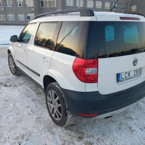Balts Skoda Yeti 2011 Kauņa, ar dzinēja tilpumu 1.20 L un nobraukumu 190 tūkst. km par 3850 €, foto 8 vietnē AUTOMOTO.COM.LV