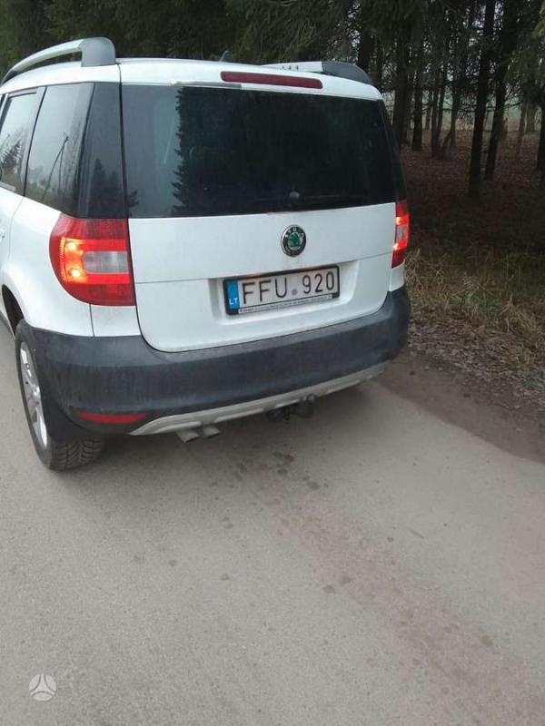 Balts Skoda Yeti 2011 Šauļi, ar dzinēja tilpumu 2.00 L un nobraukumu 406 tūkst. km par 3377 €, foto 2 vietnē AUTOMOTO.COM.LV