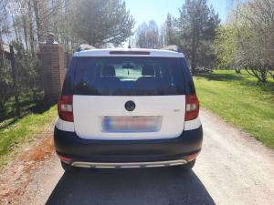 Balts Skoda Yeti 2011 Kretinga, ar dzinēja tilpumu 1.20 L un nobraukumu 210 tūkst. km par 4950 €, foto 11 vietnē AUTOMOTO.COM.LV