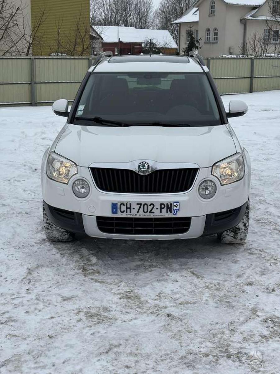 Balts Skoda Yeti 2012 Tauragė, ar dzinēja tilpumu 1.20 L un nobraukumu 134 tūkst. km par 5000 €, foto 3 vietnē AUTOMOTO.COM.LV