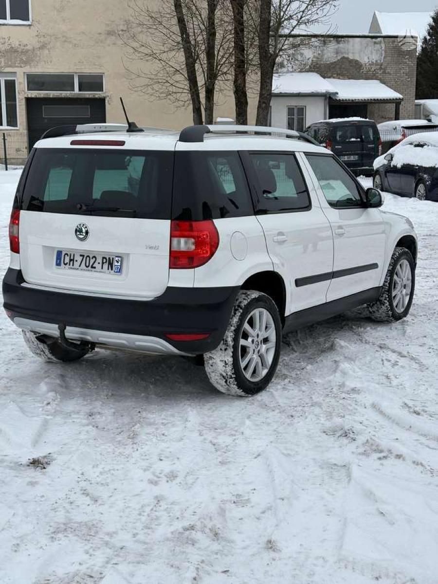 Balts Skoda Yeti 2012 Tauragė, ar dzinēja tilpumu 1.20 L un nobraukumu 134 tūkst. km par 5000 €, foto 6 vietnē AUTOMOTO.COM.LV
