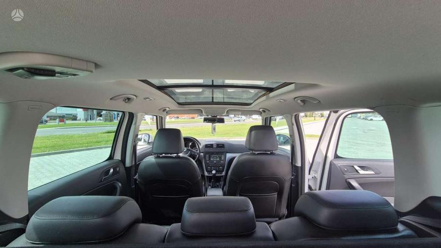 Balts Skoda Yeti 2012 Tauragė, ar dzinēja tilpumu 2.00 L un nobraukumu 261 tūkst. km par 4500 €, foto 9 vietnē AUTOMOTO.COM.LV