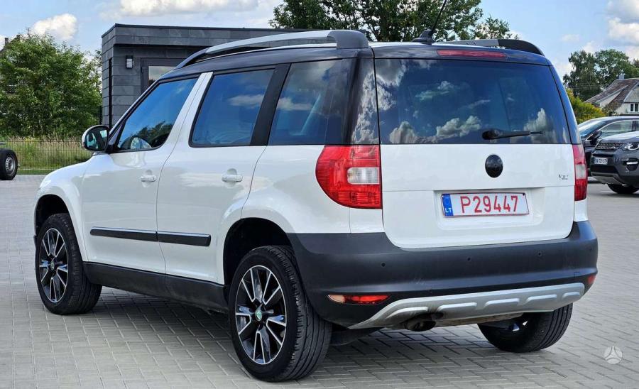 Balts Skoda Yeti 2013 Tauragė, ar dzinēja tilpumu 1.20 L un nobraukumu 153 tūkst. km par 3900 €, foto 9 vietnē AUTOMOTO.COM.LV