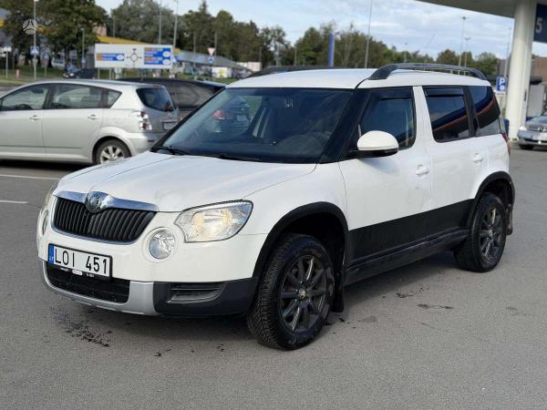 White Skoda Yeti 2014 in Vilnius, with an engine capacity of 1.39 L and mileage of 270 thousand km for 1550 €, photo 1 on AUTOMOTO.COM.LV