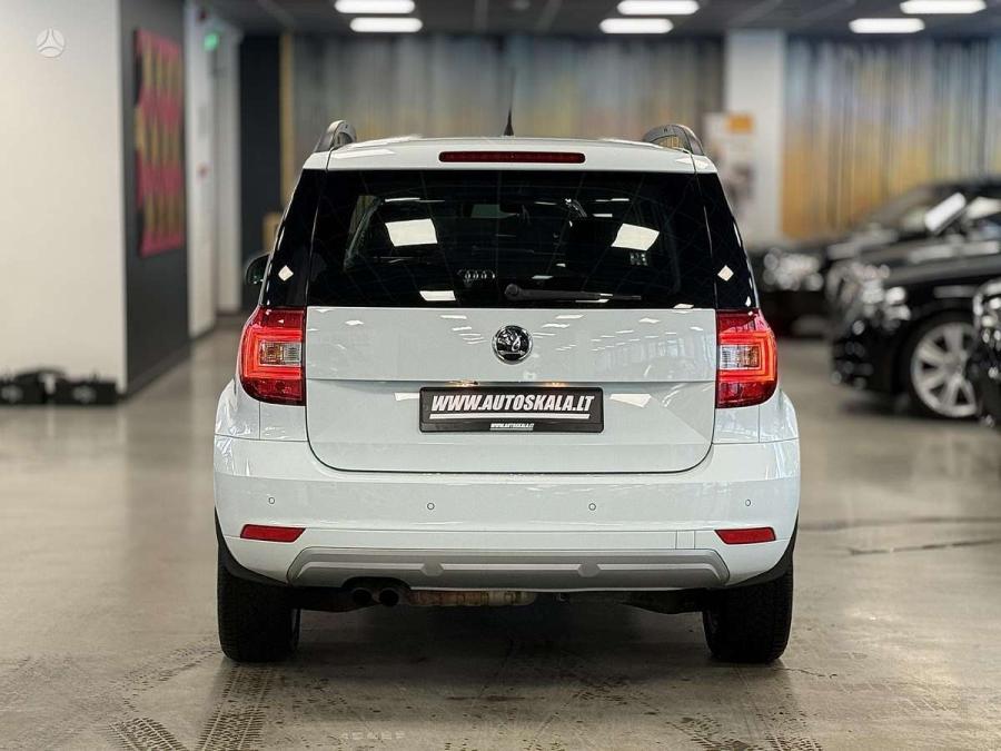 Balts Skoda Yeti 2015 Klaipėda, ar dzinēja tilpumu 2.00 L un nobraukumu 339 tūkst. km par 9950 €, foto 3 vietnē AUTOMOTO.COM.LV