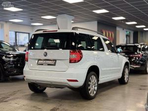 White Skoda Yeti 2015 in Klaipeda, with an engine capacity of 2.00 L and mileage of 339 thousand km for 9950 €, photo 16 on AUTOMOTO.COM.LV