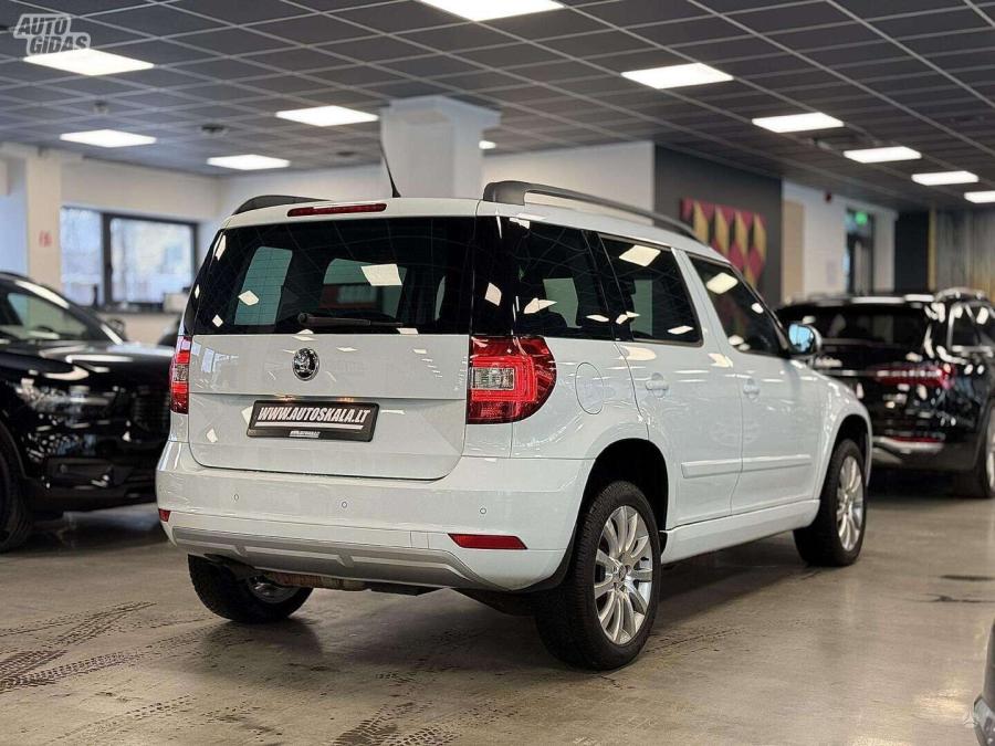 White Skoda Yeti 2015 in Klaipeda, with an engine capacity of 2.00 L and mileage of 339 thousand km for 9950 €, photo 16 on AUTOMOTO.COM.LV