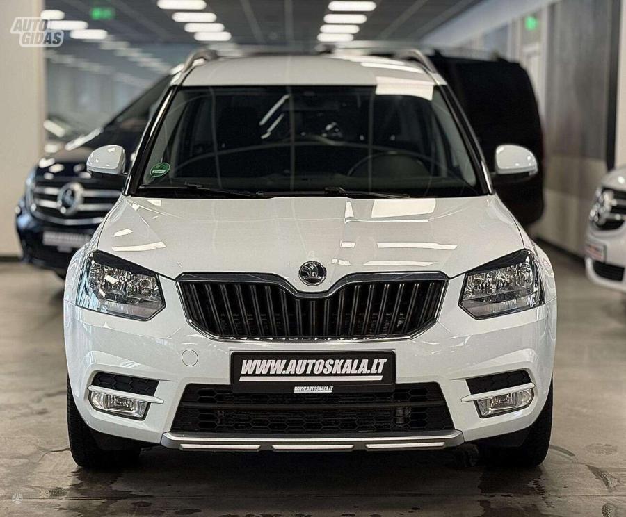 White Skoda Yeti 2015 in Klaipeda, with an engine capacity of 2.00 L and mileage of 339 thousand km for 9950 €, photo 18 on AUTOMOTO.COM.LV