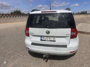 Balts Skoda Yeti 2015 Marijampole, ar dzinēja tilpumu 1.20 L un nobraukumu 268 tūkst. km par 2700 €, foto 6 vietnē AUTOMOTO.COM.LV