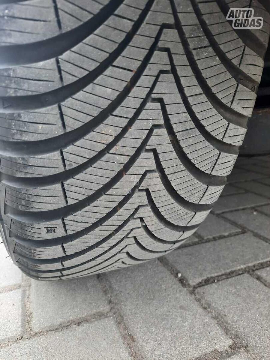 Balts Skoda Yeti 2017 Kretinga, ar dzinēja tilpumu 1.20 L un nobraukumu 185 tūkst. km par 6250 €, foto 15 vietnē AUTOMOTO.COM.LV