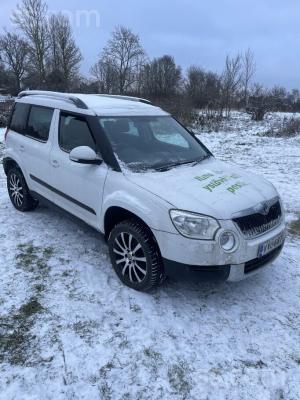 White Skoda Yeti 2011 in Cesis, with an engine capacity of 1.20 L and mileage of 137 thousand km for 1500 €, photo 2 on AUTOMOTO.COM.LV