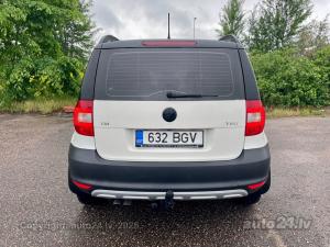 White Skoda Yeti 2012 in Tallinn, with an engine capacity of 2.00 L and mileage of 169 thousand km for 5250 €, photo 6 on AUTOMOTO.COM.LV