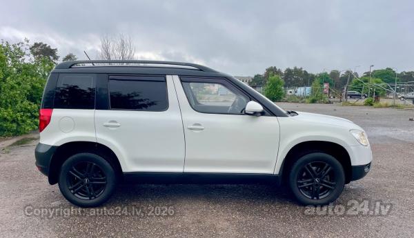 Balts Skoda Yeti 2012 Tallina, ar dzinēja tilpumu 2.00 L un nobraukumu 169 tūkst. km par 5250 €, foto 7 vietnē AUTOMOTO.COM.LV