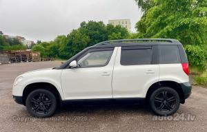 White Skoda Yeti 2012 in Tallinn, with an engine capacity of 2.00 L and mileage of 169 thousand km for 5250 €, photo 9 on AUTOMOTO.COM.LV
