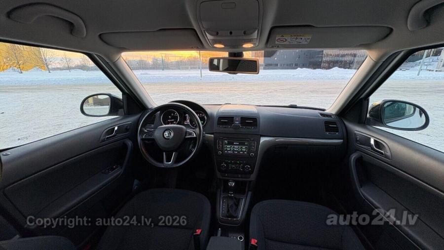 White Skoda Yeti 2015 in Tallinn, with an engine capacity of 1.40 L and mileage of 139 thousand km for 9990 €, photo 9 on AUTOMOTO.COM.LV