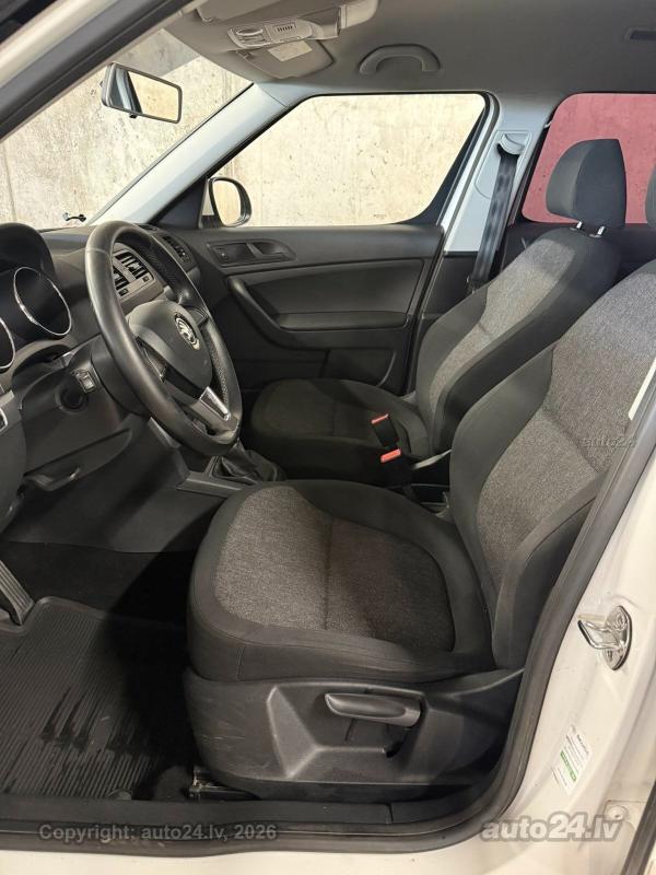 White Skoda Yeti 2015 in Tallinn, with an engine capacity of 1.20 L and mileage of 222 thousand km for 4495 €, photo 11 on AUTOMOTO.COM.LV