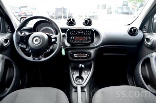 Melns Smart Forfour 2022 Rīga, ar dzinēja tilpumu 0.00 L un nobraukumu 35 tūkst. km par 6955 €, foto 9 vietnē AUTOMOTO.COM.LV