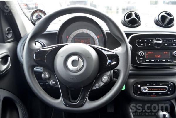 Melns Smart Forfour 2022 Rīga, ar dzinēja tilpumu 0.00 L un nobraukumu 35 tūkst. km par 6955 €, foto 10 vietnē AUTOMOTO.COM.LV