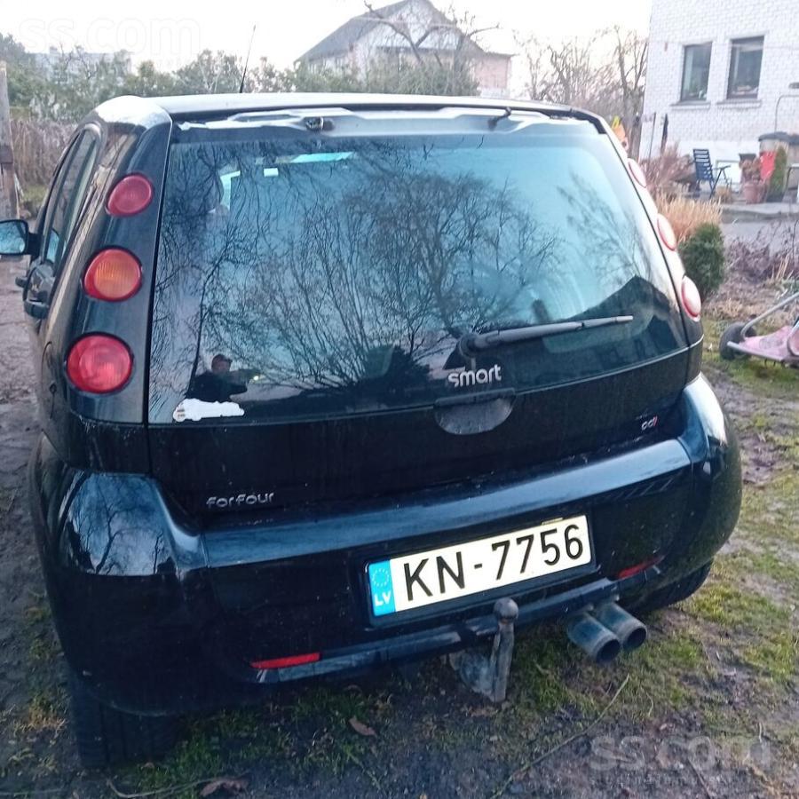 Melns Smart Forfour 2004 Jelgava, ar dzinēja tilpumu 1.50 L un nobraukumu 372 tūkst. km par 1000 €, foto 1 vietnē AUTOMOTO.COM.LV