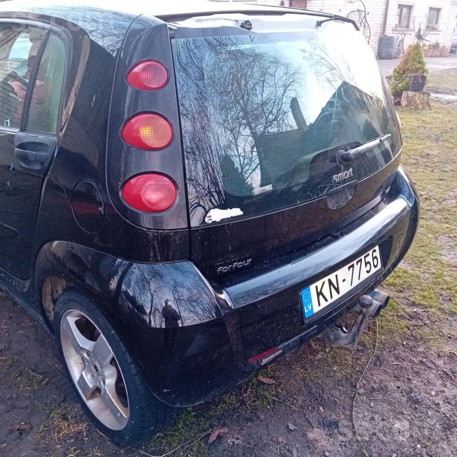 Melns Smart Forfour 2004 Jelgava, ar dzinēja tilpumu 1.50 L un nobraukumu 372 tūkst. km par 1000 €, foto 6 vietnē AUTOMOTO.COM.LV
