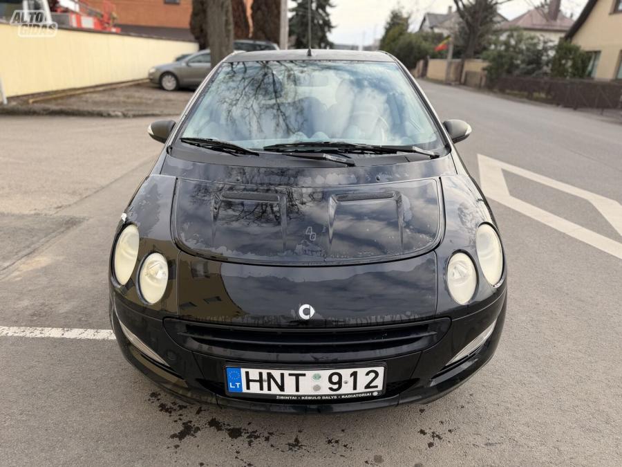 Black Smart Forfour 2006 in Kaunas, with an engine capacity of 1.50 L and mileage of 317 thousand km for 1550 €, photo 3 on AUTOMOTO.COM.LV