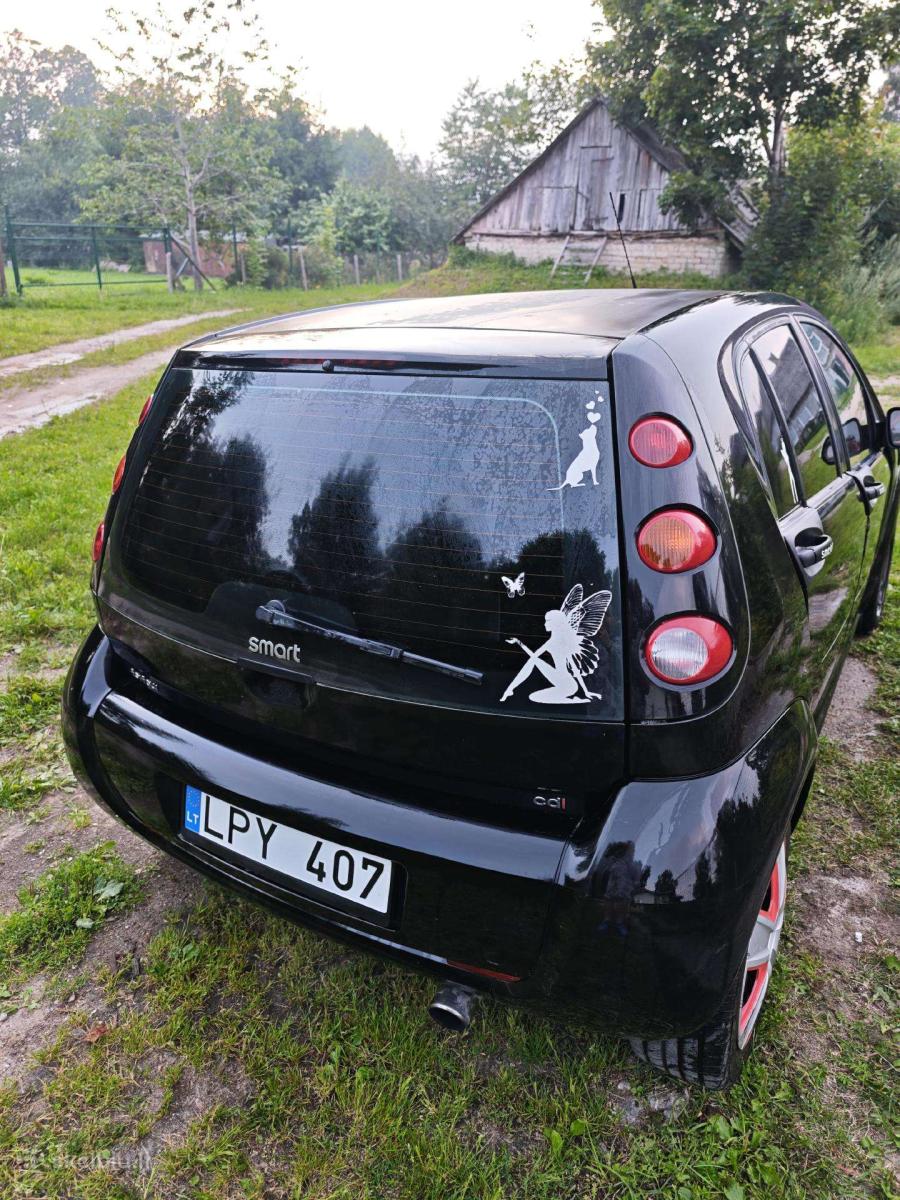 Black Smart Forfour 2006 in Klaipeda, with an engine capacity of 1.50 L and mileage of 270 thousand km for 600 €, photo 5 on AUTOMOTO.COM.LV