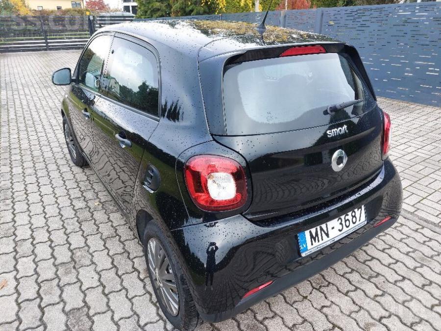 Melns Smart Forfour 2017 Rīga, ar dzinēja tilpumu 1.00 L un nobraukumu 103 tūkst. km par 5900 €, foto 6 vietnē AUTOMOTO.COM.LV