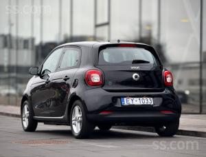 Black Smart Forfour 2021 in Riga, with an engine capacity of 1.10 L and mileage of 20 thousand km for 10600 €, photo 9 on AUTOMOTO.COM.LV